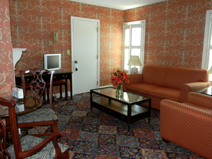 Apartment Suite - America's Cup Inn